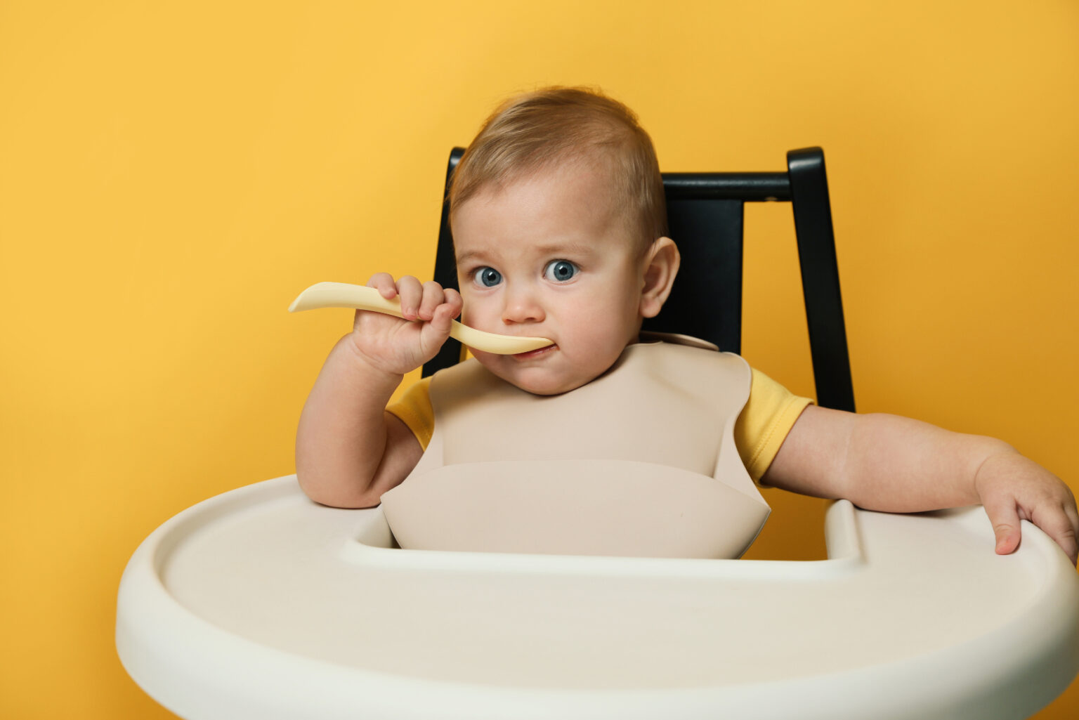 Infant Hunger Cues: Recognizing Early Signs Your Baby Needs to Feed ...